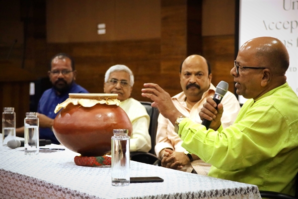 Understanding the acceptance of alternatives to Bengal Monitor Lizard ...